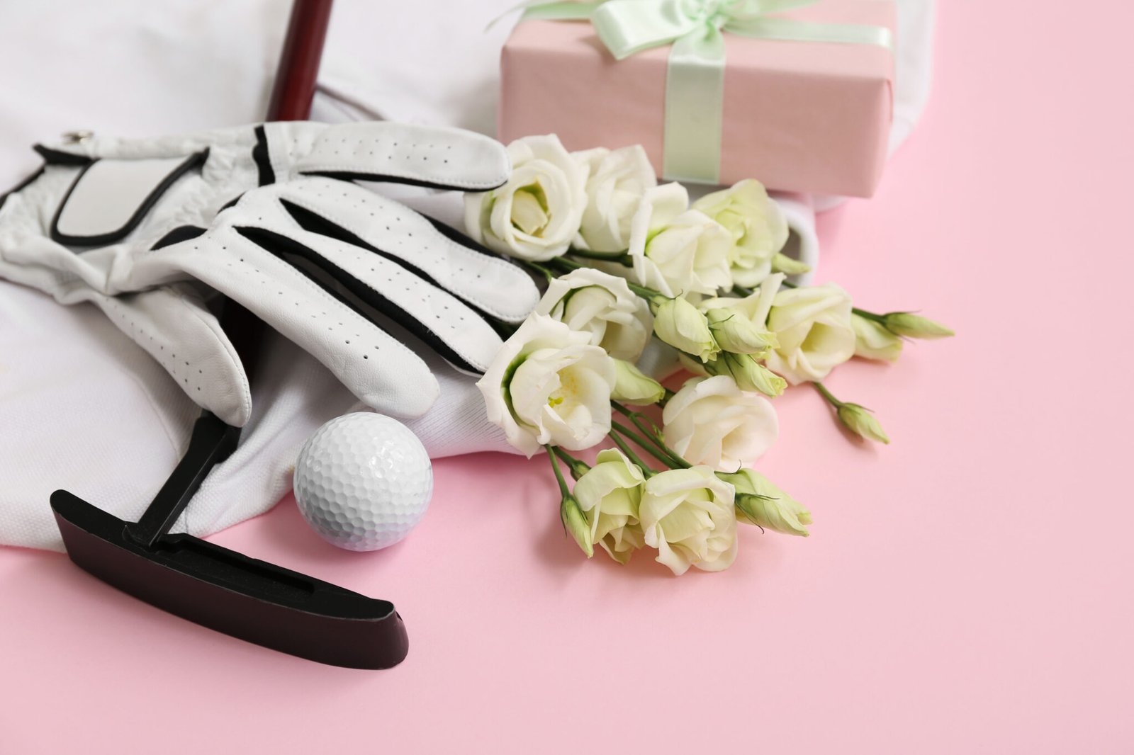 Tee Up The Love: Golf Gift Sets for Your Favourite Golfer - Tee To Toe